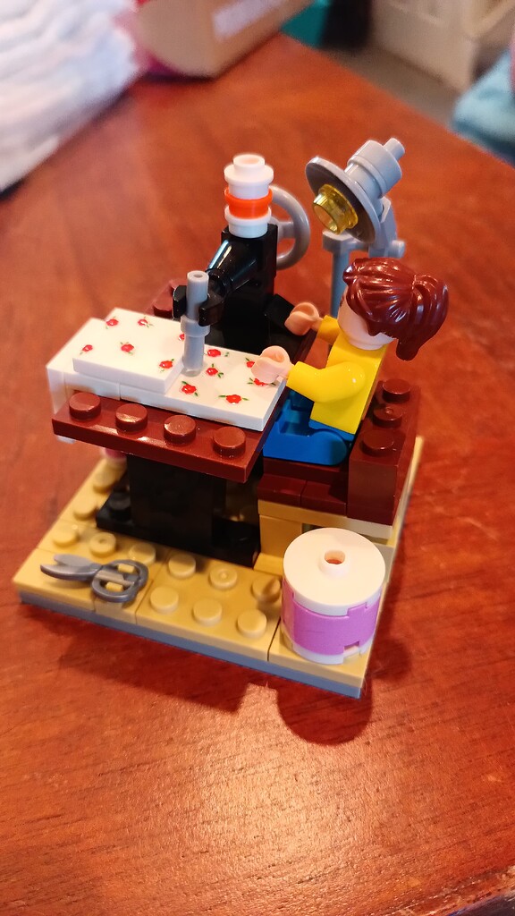 Lego singer sew - Textiles - MakeICT